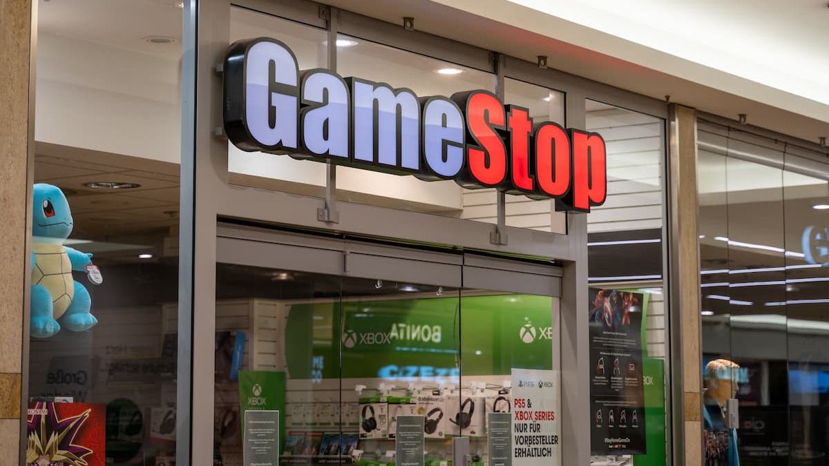 GameStop fires CFO, layoffs are expected for GameStop stores and Game ...