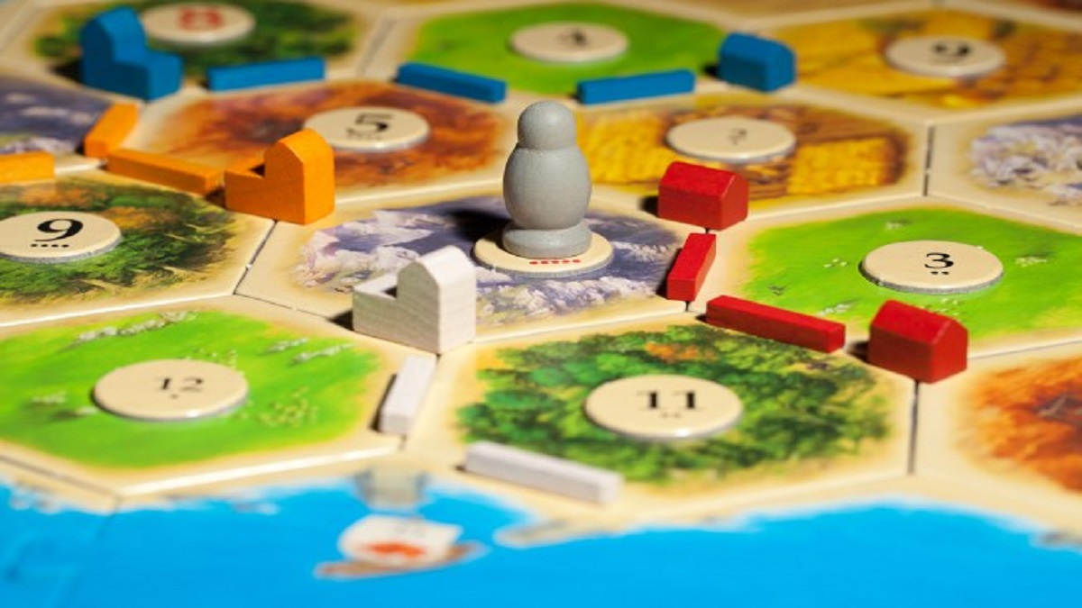 Top 10 Best 5 Player Board Games, Ranked - Gamepur