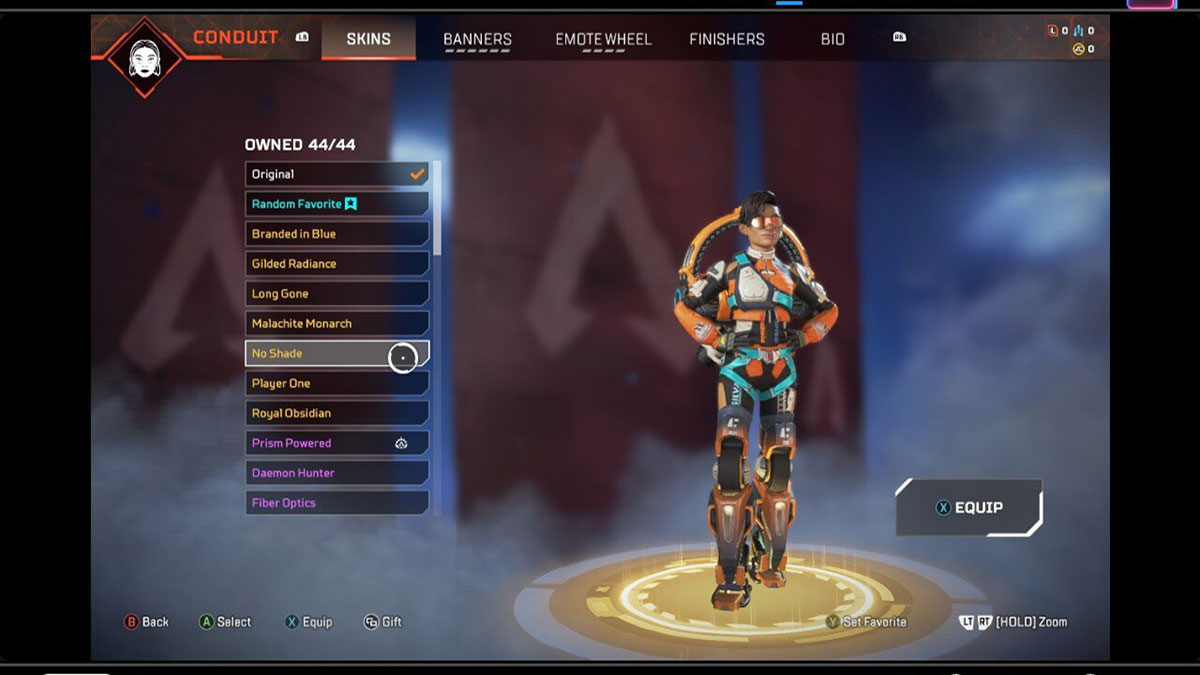 Apex Legends Conduit Skin is a Clear Nod to Overwatch's Tracer